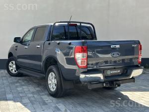 Grey Ford Ranger 2022 in Riga, with an engine capacity of 2.00 L and mileage of 160 thousand km for 22950 €, photo 6 on AUTOMOTO.COM.LV