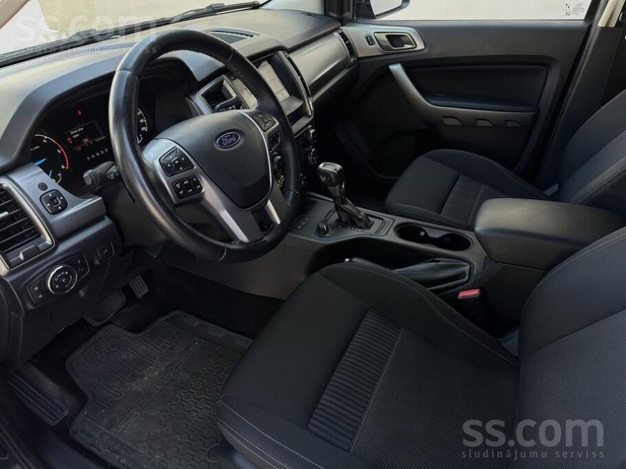 Grey Ford Ranger 2022 in Riga, with an engine capacity of 2.00 L and mileage of 160 thousand km for 22950 €, photo 7 on AUTOMOTO.COM.LV