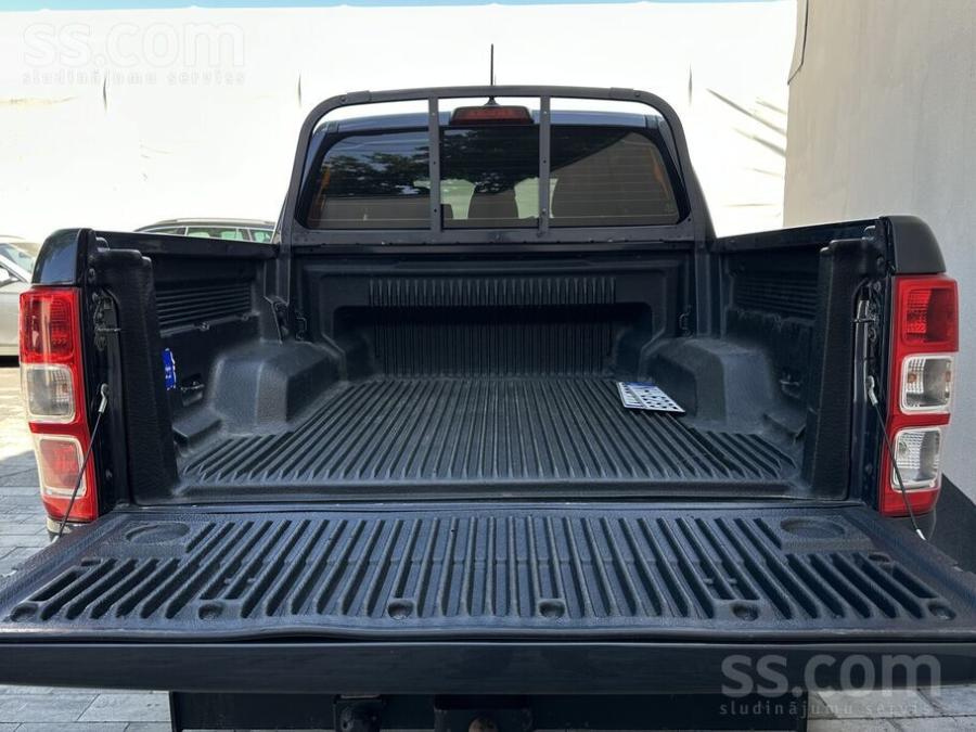 Grey Ford Ranger 2022 in Riga, with an engine capacity of 2.00 L and mileage of 160 thousand km for 22950 €, photo 21 on AUTOMOTO.COM.LV
