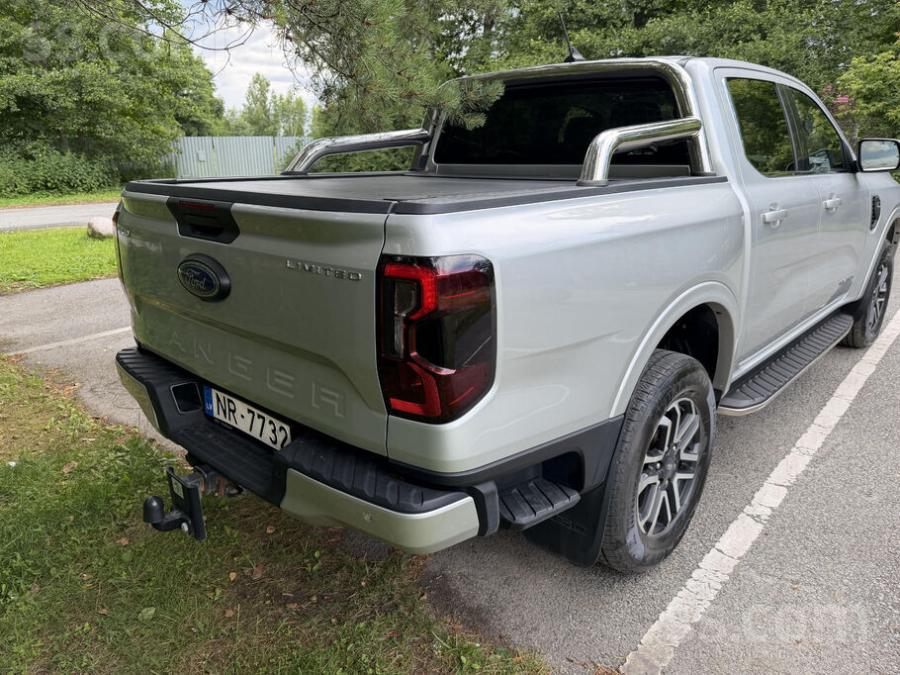 Grey Ford Ranger 2023 in Riga, with an engine capacity of 2.00 L and mileage of 65 thousand km for 37000 €, photo 4 on AUTOMOTO.COM.LV