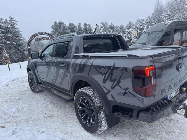 Grey Ford Ranger 2024 in Vilnius, with an engine capacity of 2.99 L and mileage of 77 thousand km for 51000 €, photo 9 on AUTOMOTO.COM.LV