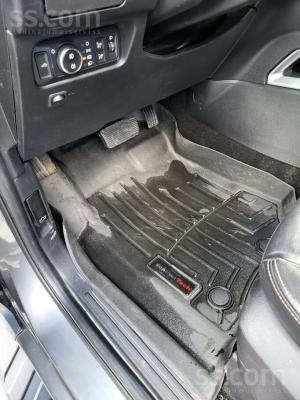 Grey Ford Ranger 2024 in Riga, with an engine capacity of 3.00 L and mileage of 81 thousand km for 43000 €, photo 9 on AUTOMOTO.COM.LV