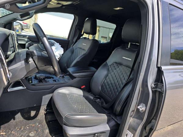 Grey Ford Ranger 2024 in Alytus, with an engine capacity of 2.99 L and mileage of 49 thousand km for 36950 €, photo 10 on AUTOMOTO.COM.LV