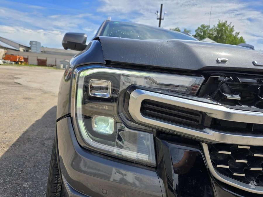 Grey Ford Ranger 2024 in Alytus, with an engine capacity of 2.99 L and mileage of 49 thousand km for 36950 €, photo 34 on AUTOMOTO.COM.LV