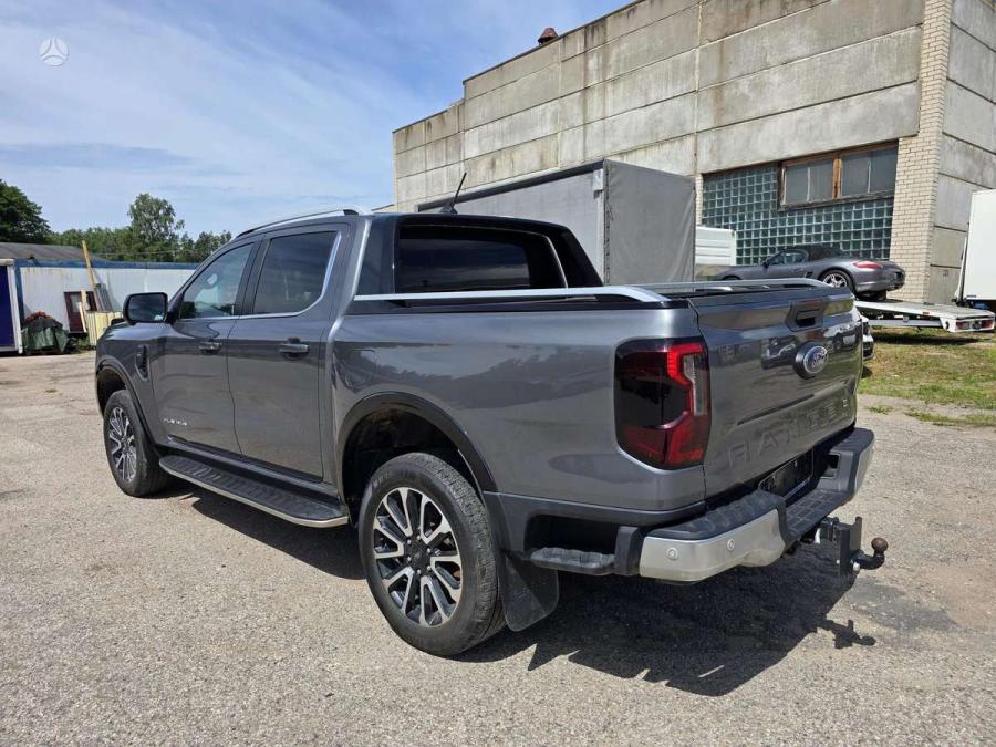 Grey Ford Ranger 2024 in Alytus, with an engine capacity of 2.99 L and mileage of 49 thousand km for 36950 €, photo 42 on AUTOMOTO.COM.LV
