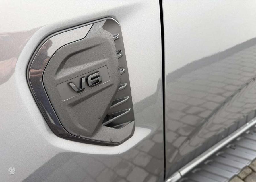 Grey Ford Ranger 2024 in Klaipeda, with an engine capacity of 3.00 L and mileage of 9 thousand km for 43000 €, photo 19 on AUTOMOTO.COM.LV
