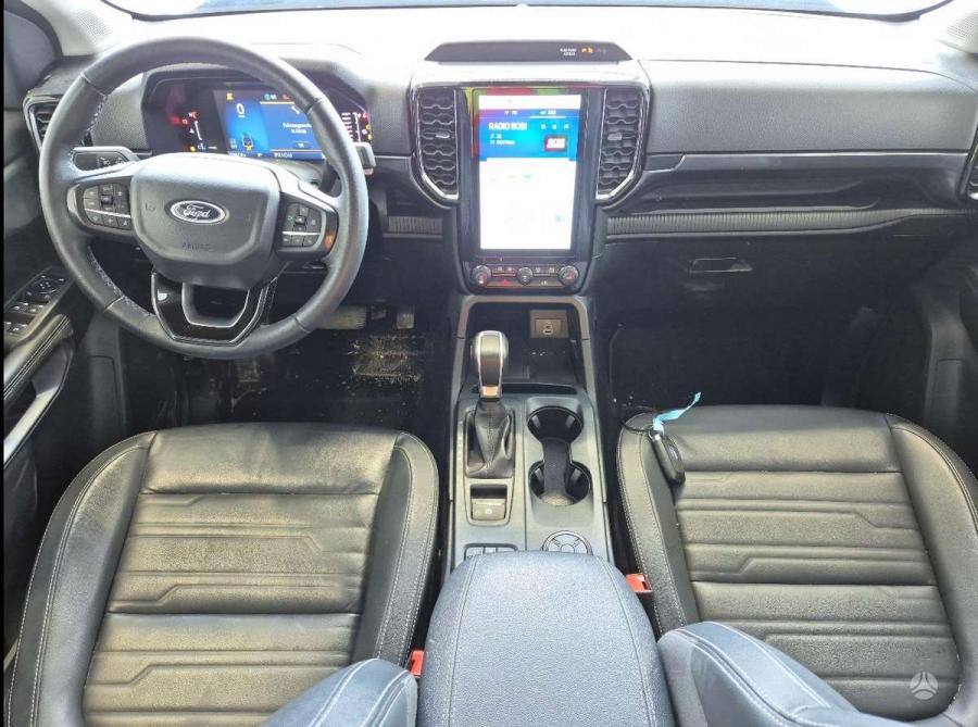 Grey Ford Ranger 2025 in Klaipeda, with an engine capacity of 2.00 L and mileage of 23 thousand km for 17400 €, photo 7 on AUTOMOTO.COM.LV