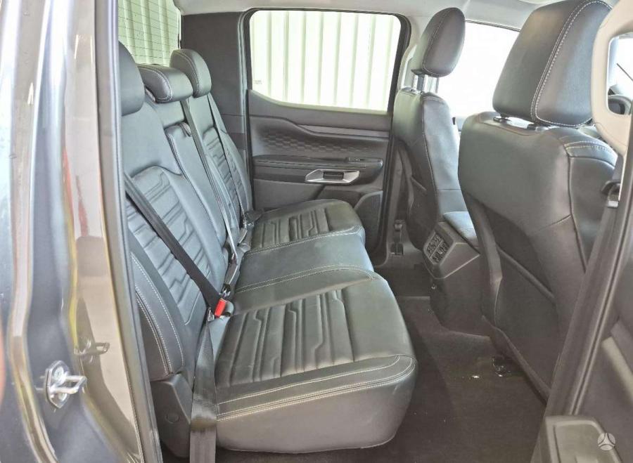 Grey Ford Ranger 2025 in Klaipeda, with an engine capacity of 2.00 L and mileage of 23 thousand km for 17400 €, photo 8 on AUTOMOTO.COM.LV