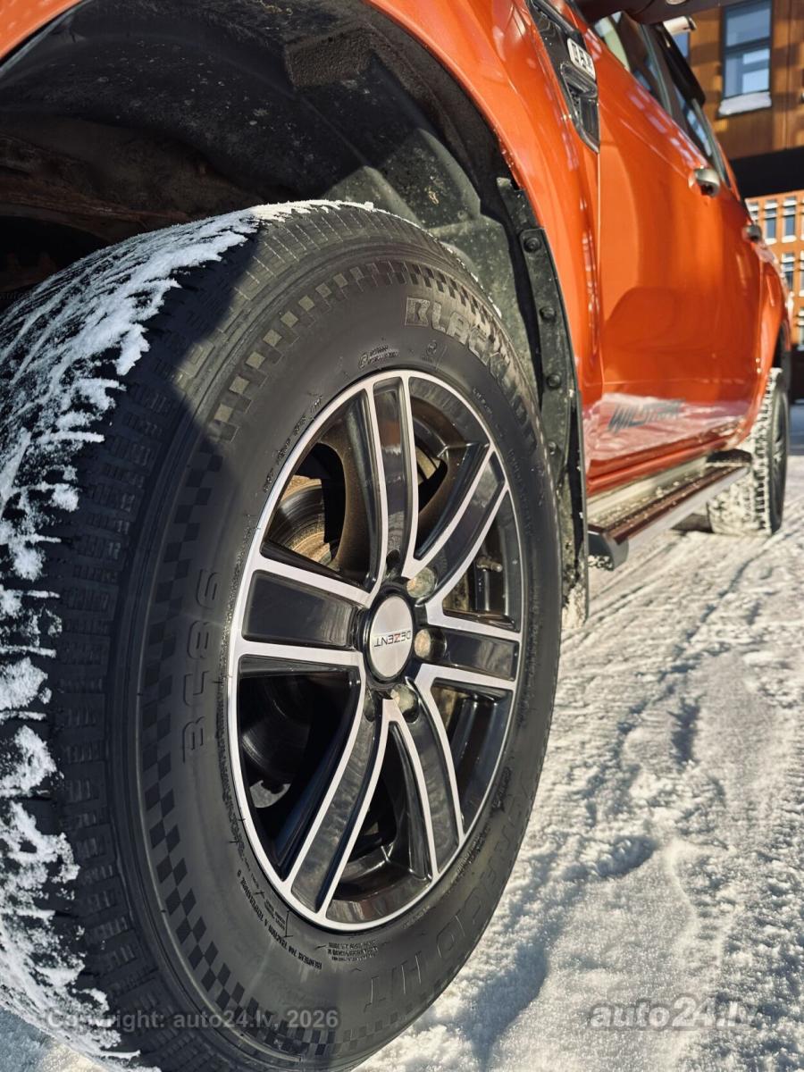 Orange Ford Ranger 2013 in Tartu, with an engine capacity of 3.20 L and mileage of 206 thousand km for 16900 €, photo 11 on AUTOMOTO.COM.LV