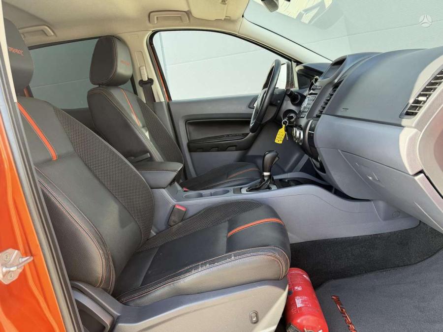 Oranžs Ford Ranger 2013 Šauļi, ar dzinēja tilpumu 3.20 L un nobraukumu 223 tūkst. km par 12900 €, foto 24 vietnē AUTOMOTO.COM.LV