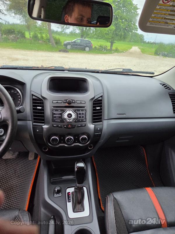 Orange Ford Ranger 2014 in Tartu, with an engine capacity of 3.20 L and mileage of 338 thousand km for 11000 €, photo 10 on AUTOMOTO.COM.LV