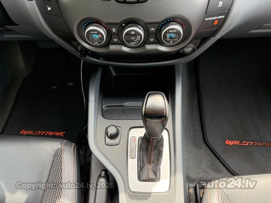 Orange Ford Ranger 2014 in Tallinn, with an engine capacity of 3.20 L and mileage of 146 thousand km for 15900 €, photo 18 on AUTOMOTO.COM.LV