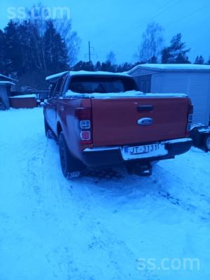 Orange Ford Ranger 2015 in Riga, with an engine capacity of 3.20 L and mileage of 309 thousand km for 15000 €, photo 7 on AUTOMOTO.COM.LV