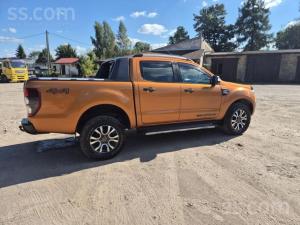Orange Ford Ranger 2016 in Riga, with an engine capacity of 3.20 L and mileage of 285 thousand km for 20000 €, photo 4 on AUTOMOTO.COM.LV
