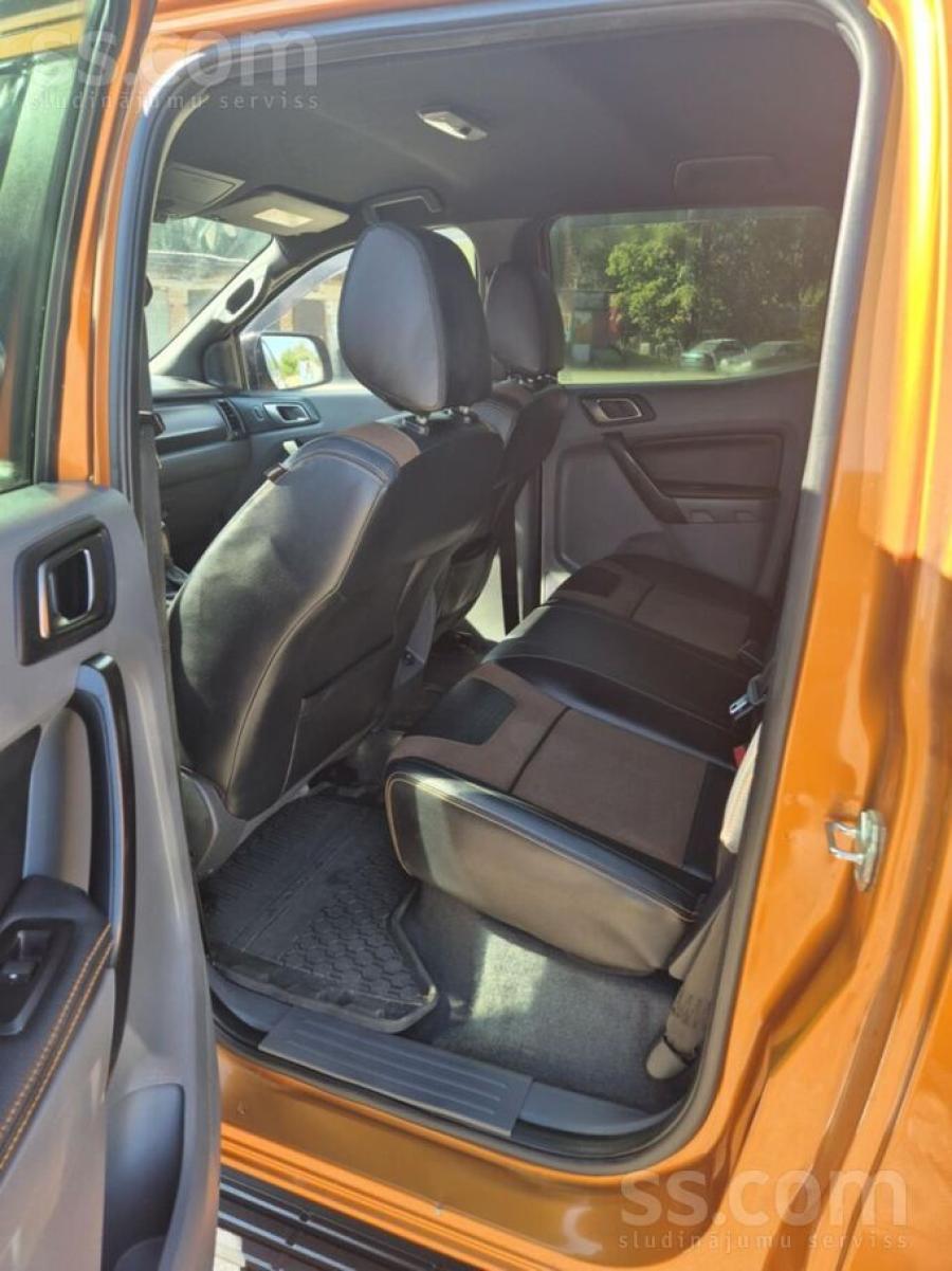 Orange Ford Ranger 2016 in Riga, with an engine capacity of 3.20 L and mileage of 285 thousand km for 20000 €, photo 8 on AUTOMOTO.COM.LV