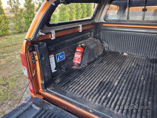 Oranžs Ford Ranger 2017 Kuresāre, ar dzinēja tilpumu 3.20 L un nobraukumu 177 tūkst. km par 27000 €, foto 11 vietnē AUTOMOTO.COM.LV