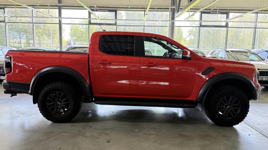 Orange Ford Ranger 2023 in Riga, with an engine capacity of 3.00 L and mileage of 104 thousand km for 4490000 €, photo 5 on AUTOMOTO.COM.LV