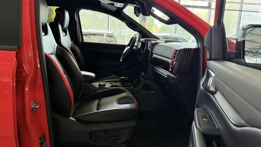 Orange Ford Ranger 2023 in Riga, with an engine capacity of 3.00 L and mileage of 104 thousand km for 4490000 €, photo 16 on AUTOMOTO.COM.LV