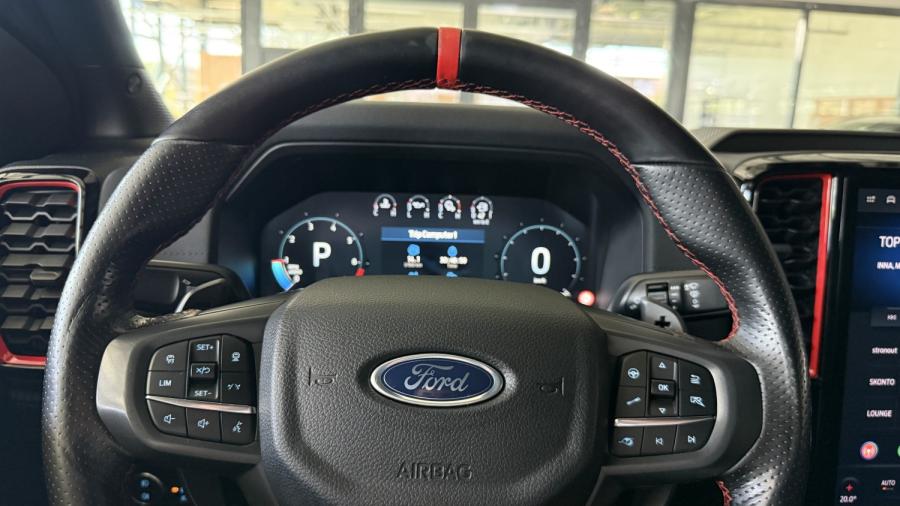 Orange Ford Ranger 2023 in Riga, with an engine capacity of 3.00 L and mileage of 104 thousand km for 4490000 €, photo 19 on AUTOMOTO.COM.LV
