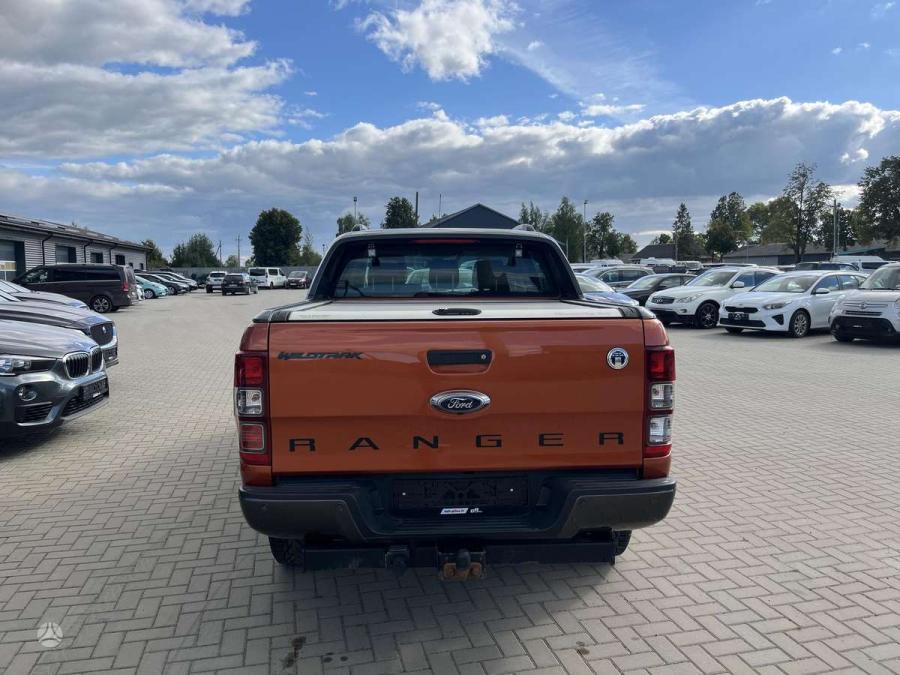 Orange Ford Ranger 2015 in Taurage, with an engine capacity of 3.20 L and mileage of 149 thousand km for 14400 €, photo 10 on AUTOMOTO.COM.LV