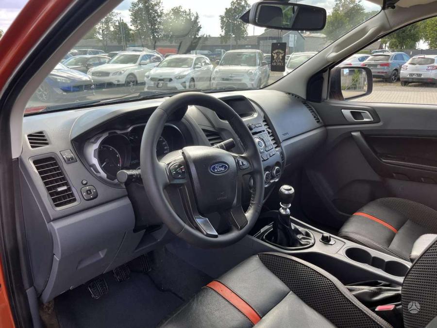 Orange Ford Ranger 2015 in Taurage, with an engine capacity of 3.20 L and mileage of 149 thousand km for 14400 €, photo 16 on AUTOMOTO.COM.LV