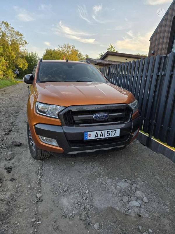 Orange Ford Ranger 2016 in Panevezys, with an engine capacity of 3.20 L and mileage of 160 thousand km for 18000 €, photo 2 on AUTOMOTO.COM.LV