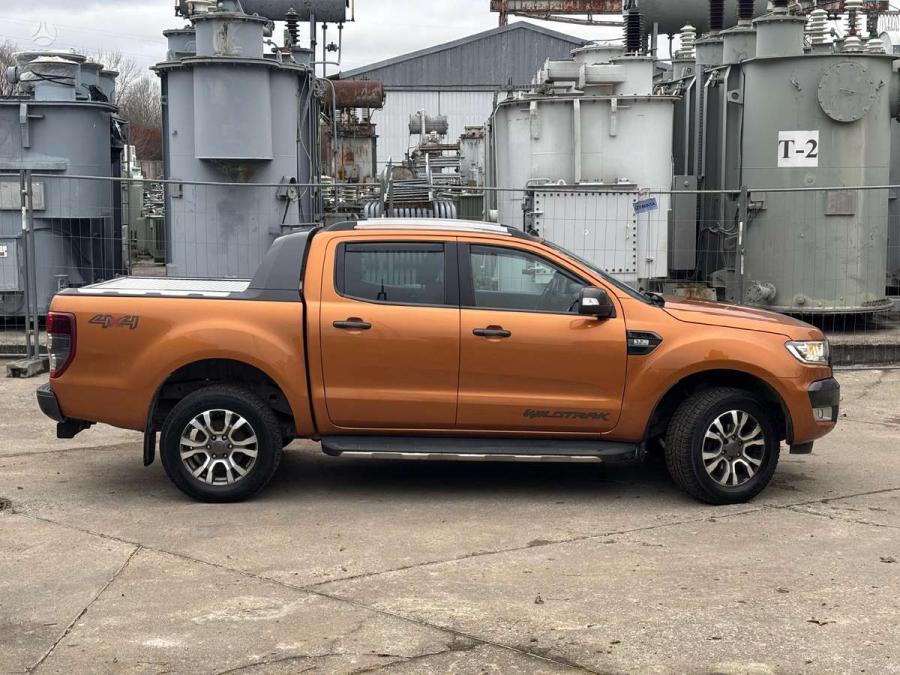 Orange Ford Ranger 2017 in Kaunas, with an engine capacity of 3.20 L and mileage of 305 thousand km for 17599 €, photo 2 on AUTOMOTO.COM.LV