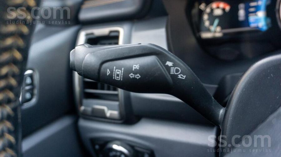 Oranžs Ford Ranger 2017 Rīga, ar dzinēja tilpumu 3.20 L un nobraukumu 154 tūkst. km par 19690 €, foto 24 vietnē AUTOMOTO.COM.LV
