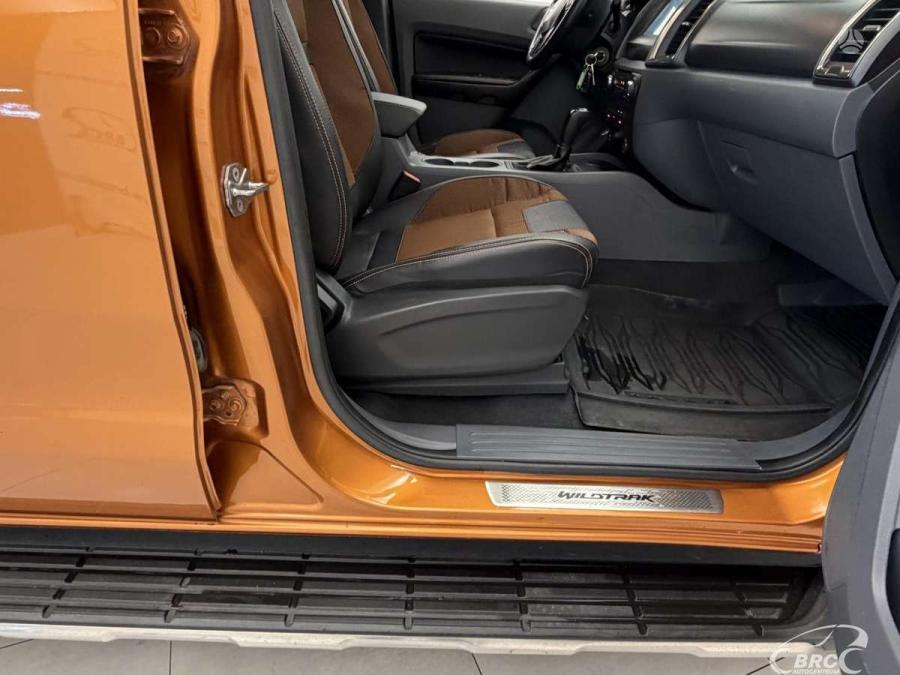 Orange Ford Ranger 2017 in Vilnius, with an engine capacity of 3.20 L and mileage of 87 thousand km for 22900 €, photo 8 on AUTOMOTO.COM.LV