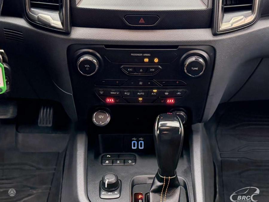 Orange Ford Ranger 2017 in Vilnius, with an engine capacity of 3.20 L and mileage of 87 thousand km for 22900 €, photo 18 on AUTOMOTO.COM.LV