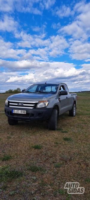 Ford Ranger 2013 Viļņa, ar dzinēja tilpumu 2.20 L un nobraukumu 300 tūkst. km par 5500 €, foto  vietnē AUTOMOTO.COM.LV