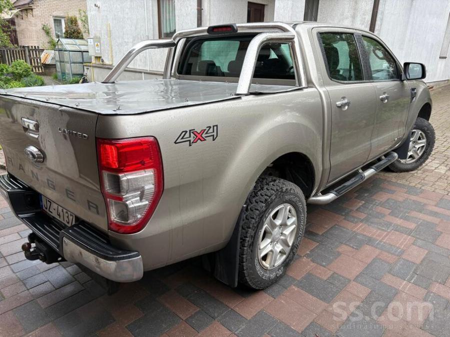 Ford Ranger 2015 in Daugavpils, with an engine capacity of 3.20 L and mileage of 307 thousand km for 5500 €, photo 8 on AUTOMOTO.COM.LV