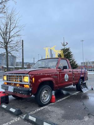 Sarkans Ford Ranger 1980 Viļņa, ar dzinēja tilpumu 0.00 L un nobraukumu 10 tūkst. km par 1500 €, foto  vietnē AUTOMOTO.COM.LV