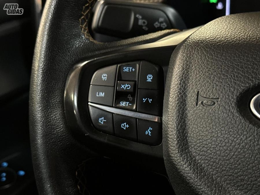 Sarkans Ford Ranger 2023 Viļņa, ar dzinēja tilpumu 3.00 L un nobraukumu 88 tūkst. km par 41000 €, foto 18 vietnē AUTOMOTO.COM.LV