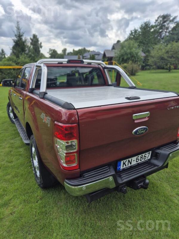 Red Ford Ranger 2017 in Riga, with an engine capacity of 3.20 L and mileage of 120 thousand km for 15950 €, photo 5 on AUTOMOTO.COM.LV