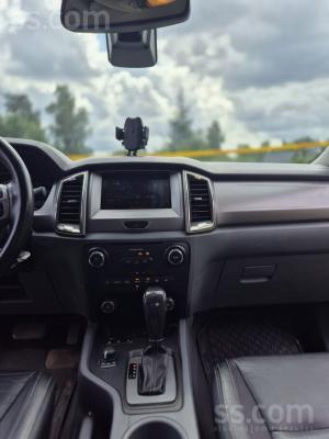 Sarkans Ford Ranger 2017 Rīga, ar dzinēja tilpumu 3.20 L un nobraukumu 120 tūkst. km par 15950 €, foto 11 vietnē AUTOMOTO.COM.LV