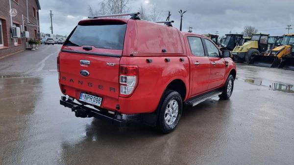 Red Ford Ranger 2018 in Siauliai, with an engine capacity of 2.20 L and mileage of 170 thousand km for 17500 €, photo 11 on AUTOMOTO.COM.LV