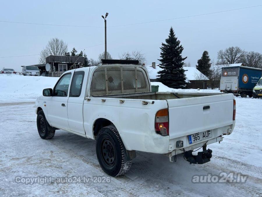 Balts Ford Ranger 2005 Valga, ar dzinēja tilpumu 2.50 L un nobraukumu 380 tūkst. km par 2499 €, foto 5 vietnē AUTOMOTO.COM.LV