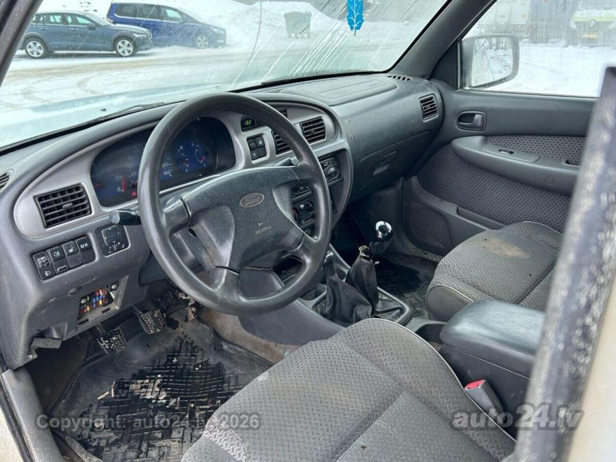 Balts Ford Ranger 2005 Valga, ar dzinēja tilpumu 2.50 L un nobraukumu 380 tūkst. km par 2499 €, foto 10 vietnē AUTOMOTO.COM.LV