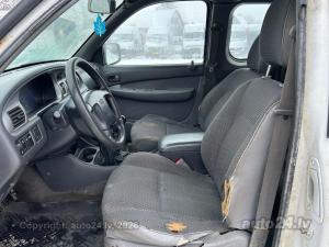 Balts Ford Ranger 2005 Valga, ar dzinēja tilpumu 2.50 L un nobraukumu 380 tūkst. km par 2499 €, foto 11 vietnē AUTOMOTO.COM.LV