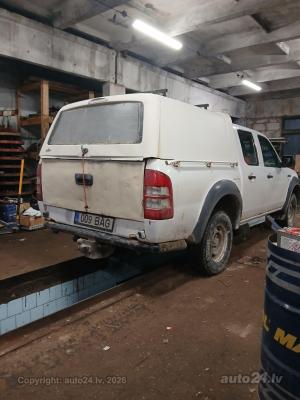 White Ford Ranger 2007 in Tallinn, with an engine capacity of 2.50 L and mileage of 260 thousand km for 2500 €, photo 2 on AUTOMOTO.COM.LV