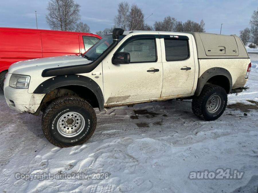 White Ford Ranger 2007 in Tallinn, with an engine capacity of 2.50 L and mileage of 306 thousand km for 6299 €, photo 1 on AUTOMOTO.COM.LV