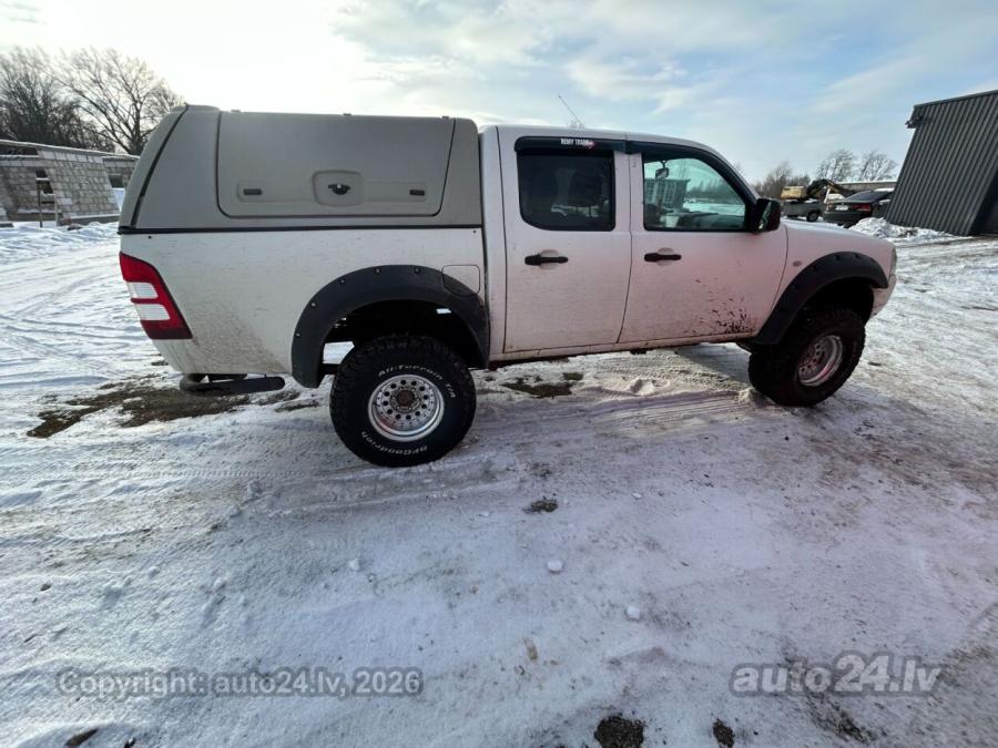 White Ford Ranger 2007 in Tallinn, with an engine capacity of 2.50 L and mileage of 306 thousand km for 6299 €, photo 3 on AUTOMOTO.COM.LV