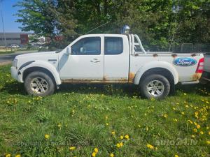 Balts Ford Ranger 2007 Tallina, ar dzinēja tilpumu 2.50 L un nobraukumu 270 tūkst. km par 2100 €, foto 4 vietnē AUTOMOTO.COM.LV