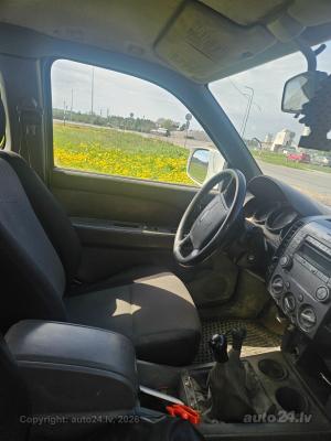 Balts Ford Ranger 2007 Tallina, ar dzinēja tilpumu 2.50 L un nobraukumu 270 tūkst. km par 2100 €, foto 7 vietnē AUTOMOTO.COM.LV