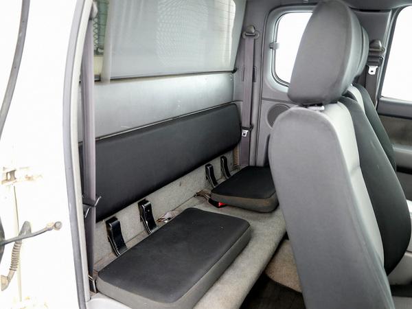 Balts Ford Ranger 2008 Tallina, ar dzinēja tilpumu 2.50 L un nobraukumu 314 tūkst. km par 2599 €, foto 7 vietnē AUTOMOTO.COM.LV