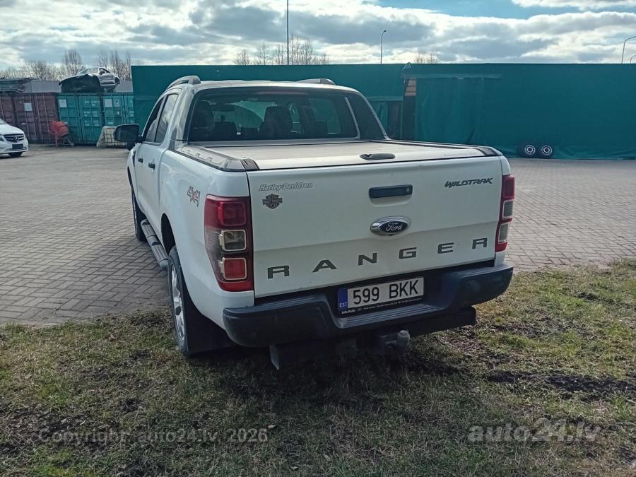 White Ford Ranger 2013 in Tallinn, with an engine capacity of 3.20 L and mileage of 254 thousand km for 12000 €, photo 4 on AUTOMOTO.COM.LV