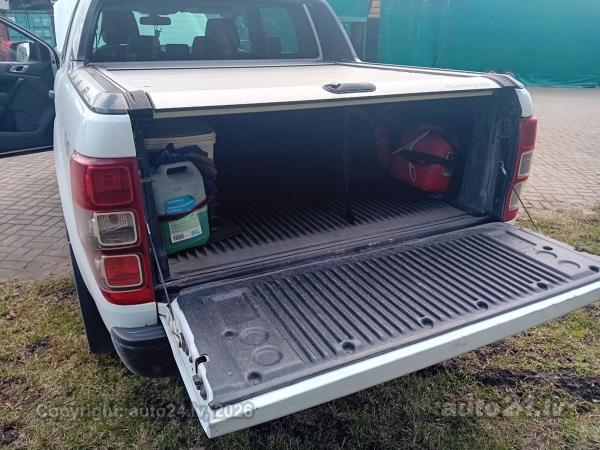 White Ford Ranger 2013 in Tallinn, with an engine capacity of 3.20 L and mileage of 254 thousand km for 12000 €, photo 10 on AUTOMOTO.COM.LV