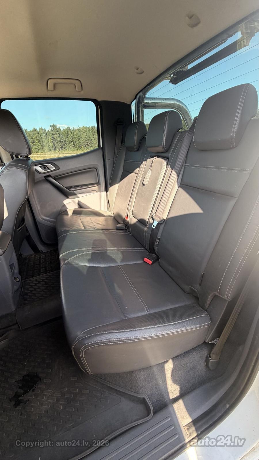 Balts Ford Ranger 2014 Tallina, ar dzinēja tilpumu 3.20 L un nobraukumu 326 tūkst. km par 12400 €, foto 15 vietnē AUTOMOTO.COM.LV