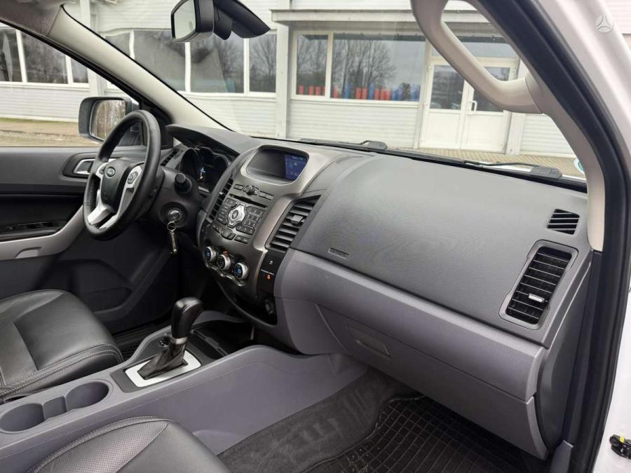 Balts Ford Ranger 2015 Marijampole, ar dzinēja tilpumu 2.20 L un nobraukumu 212 tūkst. km par 12500 €, foto 11 vietnē AUTOMOTO.COM.LV
